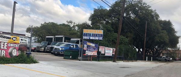 HOME | Universal Auto Center LLC